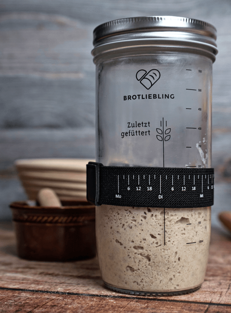 Schritt für Schritt zum eigenem Sauerteig - Sauerteig Starter ...